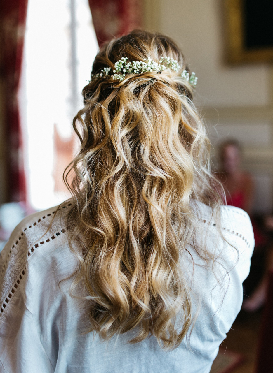 Coiffure mariage cheveux long : Conseils, idées, et inspirations ...